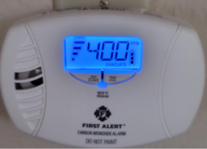 Kidde vs. First Alert: Plug-In Carbon Monoxide Detector Comparison ...